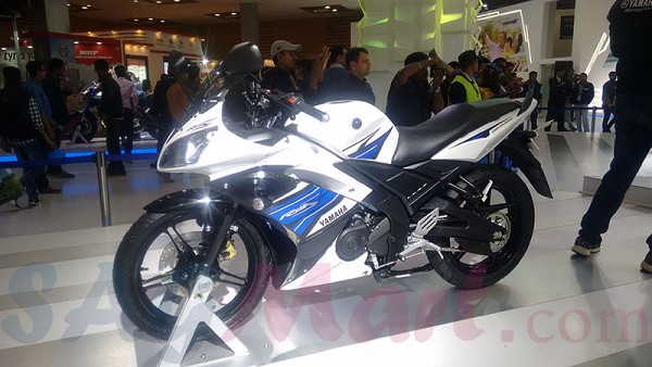 Yamaha YZF-R15 S Disc Images | SAGMart